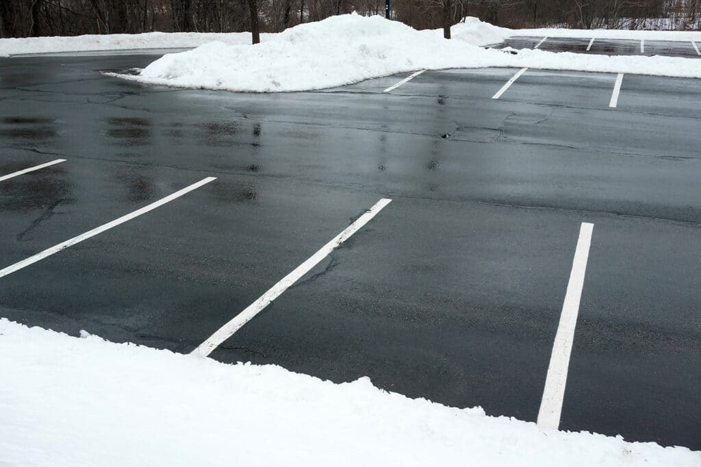 Snow and Ice Management - Kujawa Enterprises Inc.